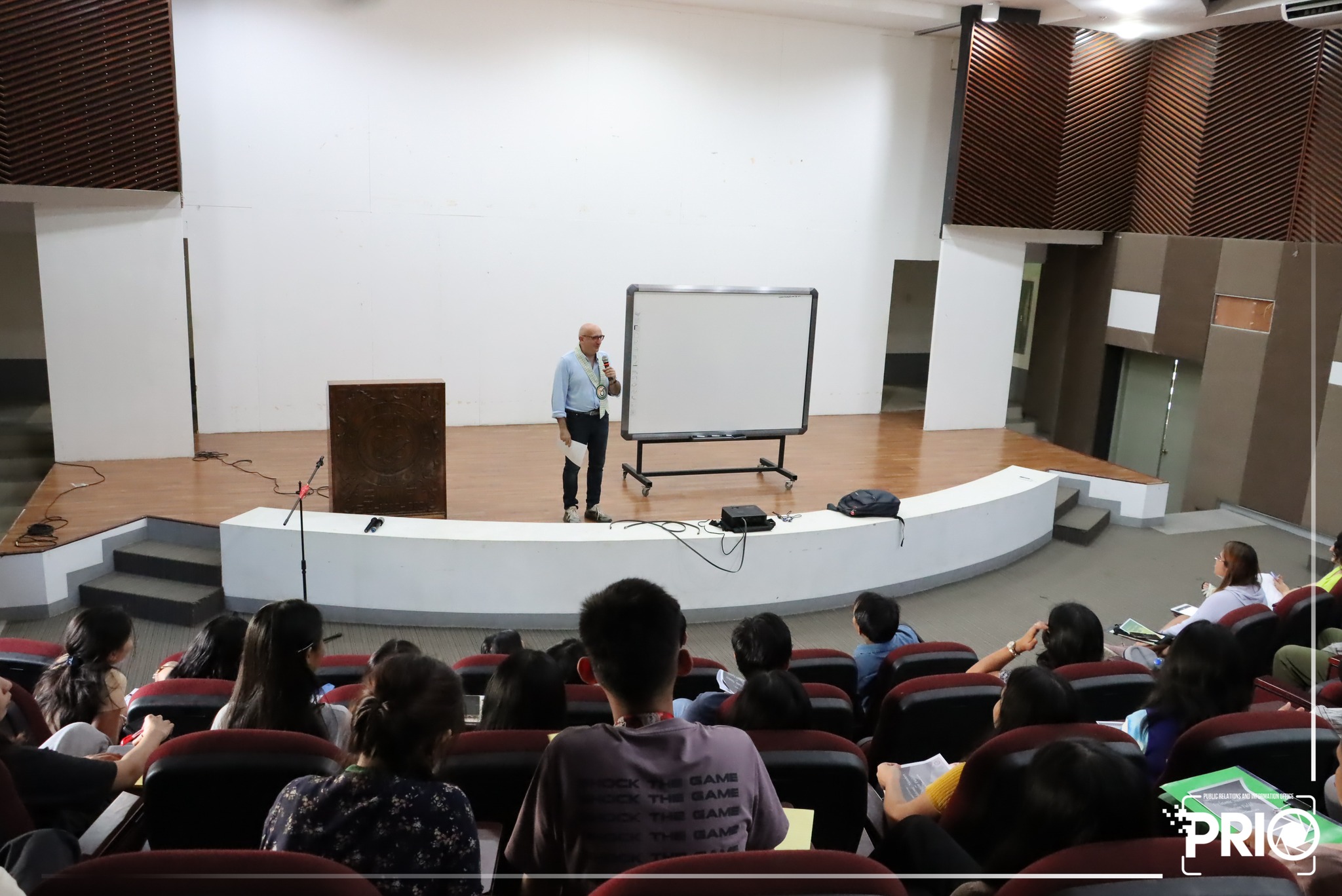 Cimpa Short Course On Cyclotomic Numbers And Function Fields Central
