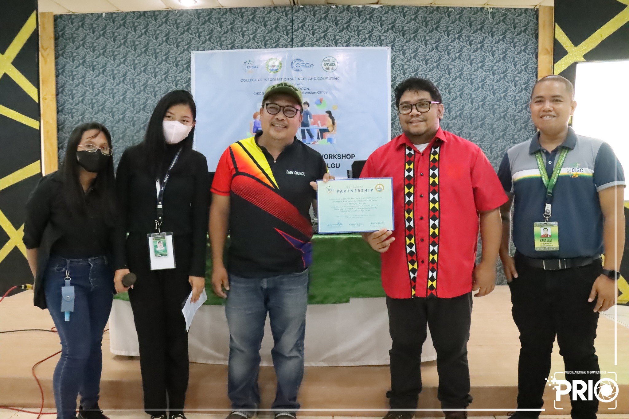 Seminar-Workshop on Digital Literacy for Barangay Dologon LGU – Central ...