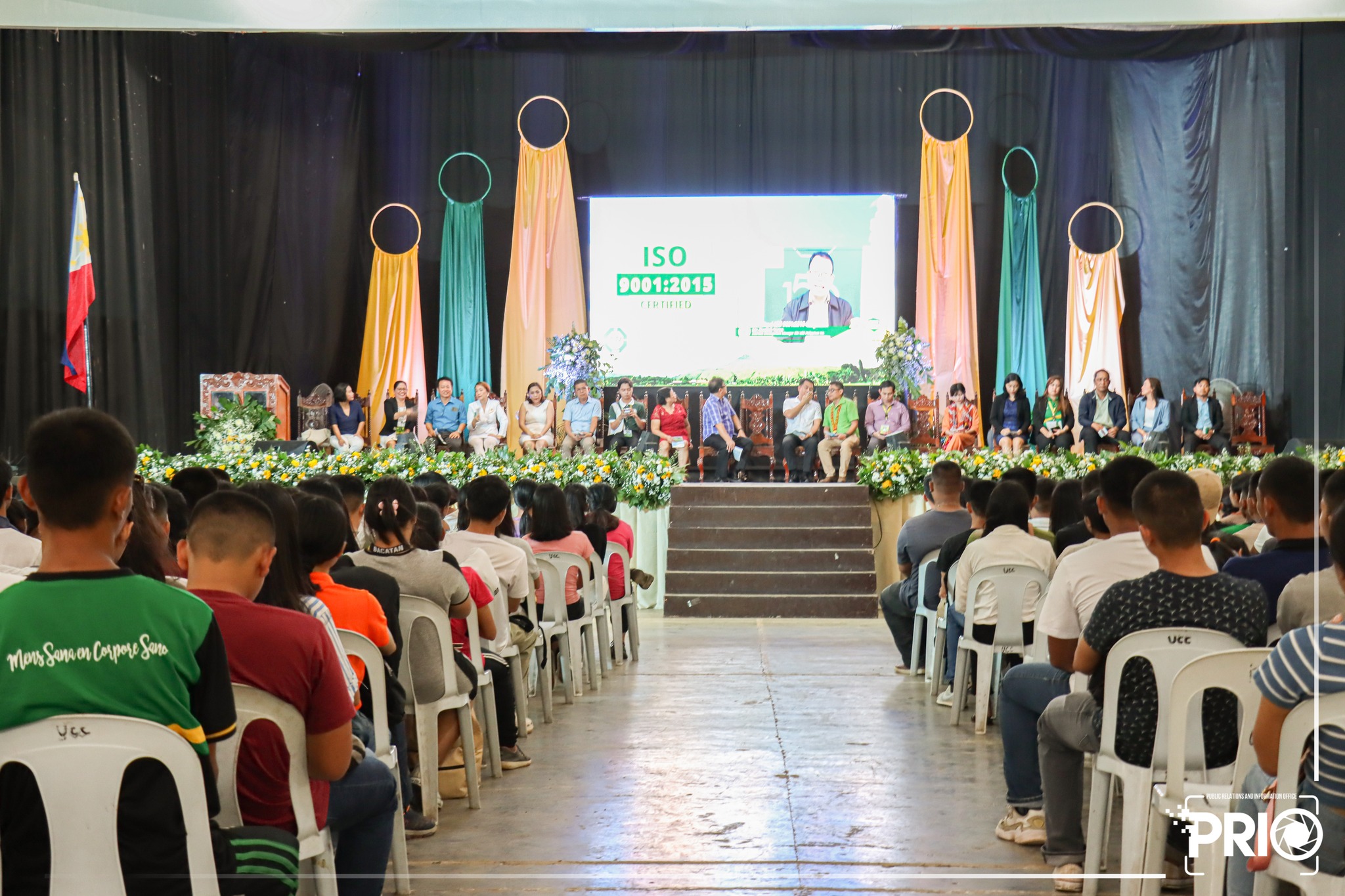 ADDITIONAL PHOTOS University Orientation Program for First-year ...