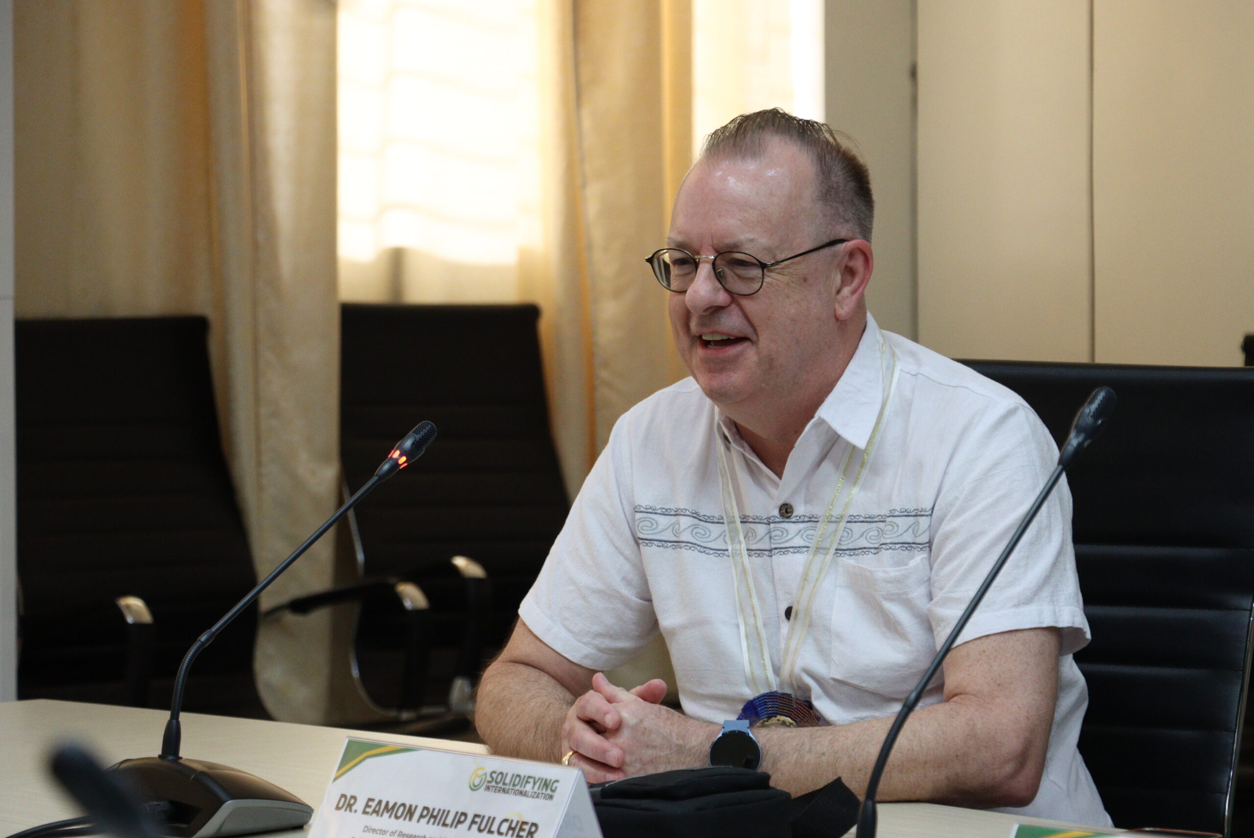 UK visiting professor joins CMU’s academic community – Central Mindanao ...